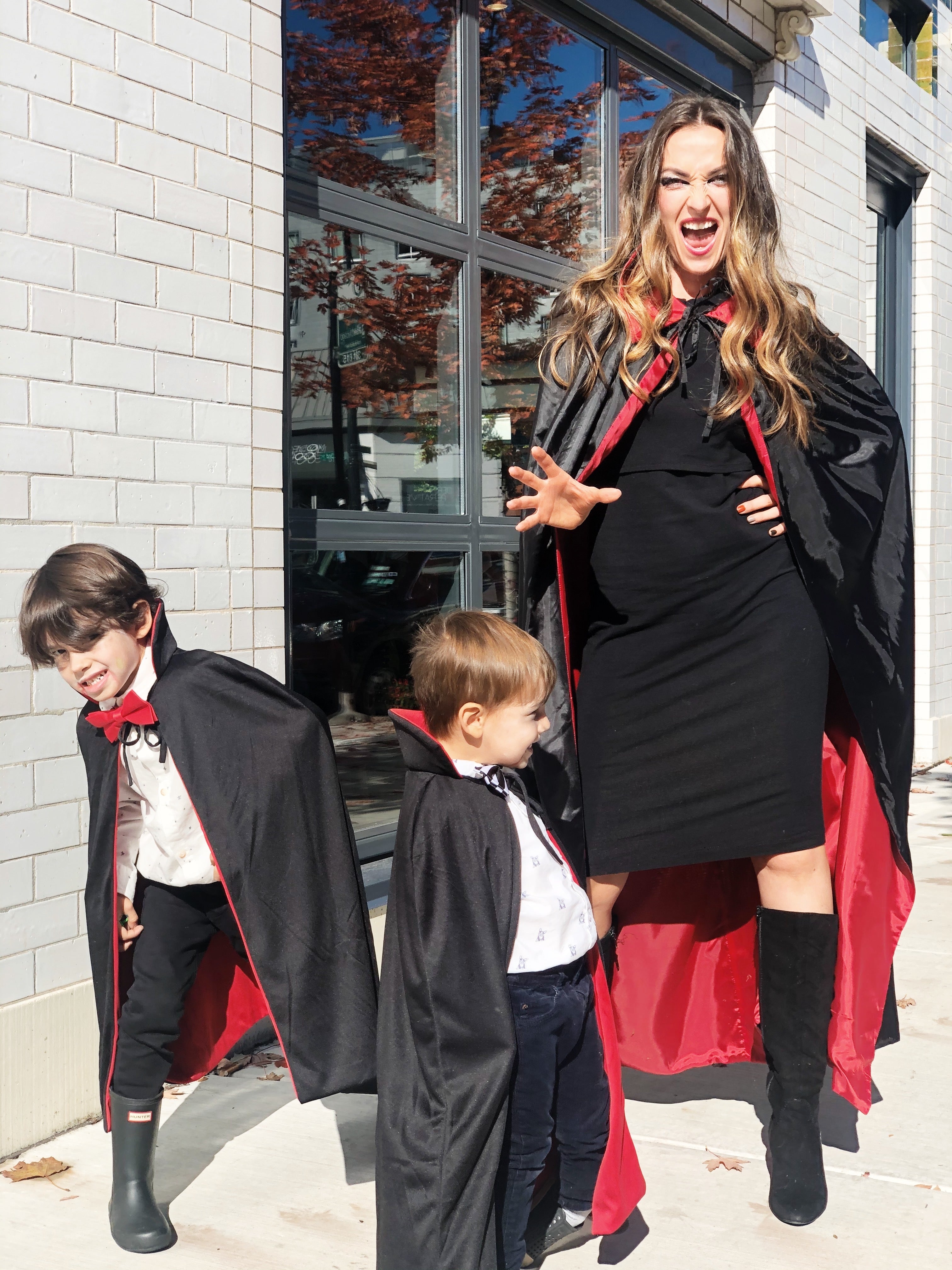 Halloween Costumes That Are Chic And Easy To Breastfeed In – MLM Brand